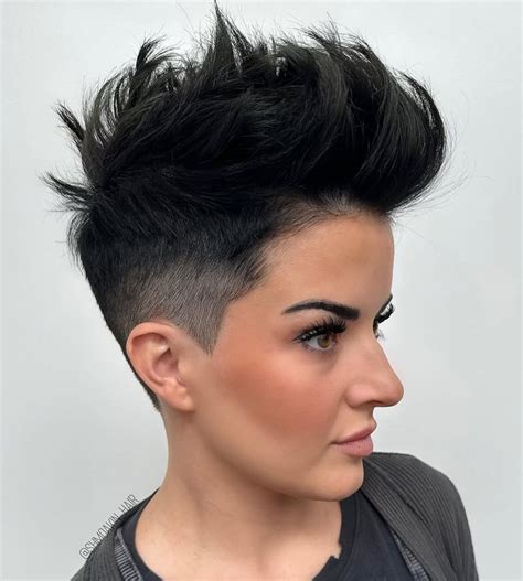 25 Stylish Undercut Pixie Cuts Youll Be Eager To Try Now