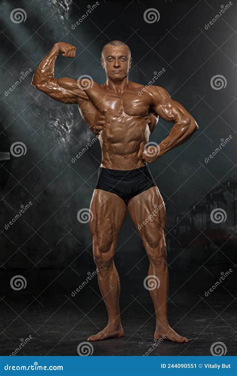 Athletic Man Epic Poses Classic Bodybuilding Poses Stock Image Image