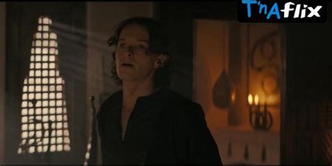 Mirren Mack Sexy Scene In The Witcher Blood Origin Tnaflix