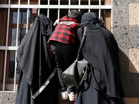 Male Guardianship Rules In North Yemen Restrict Womens Aid Work Ibtimes