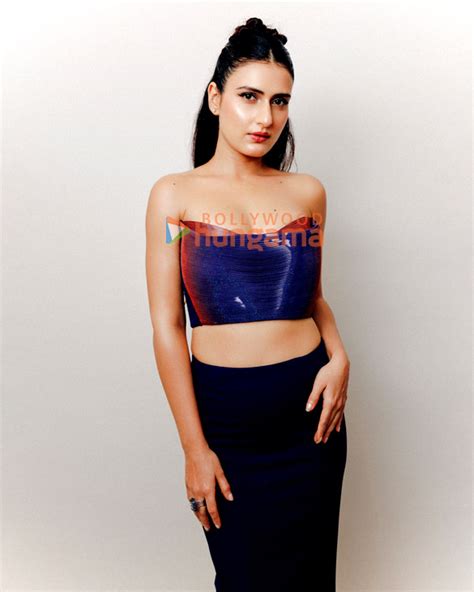 Fatima Sana Shaikh Photos Images Hd Wallpapers Fatima Sana Shaikh Hd