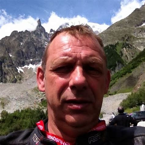 Robert Thomson Youtube