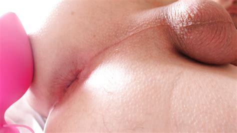 My New Pink Plug 16 Pics Xhamster