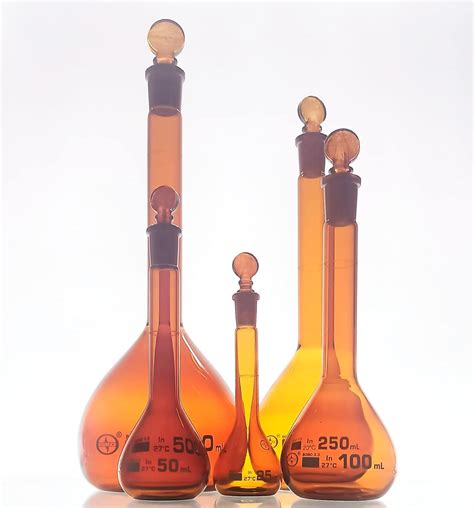 Isko® Low Actinic Amber Color Volumetric Flask Set Of 5 25ml 50ml