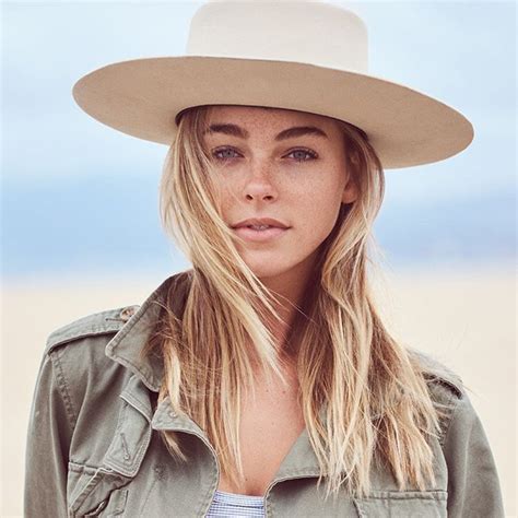 Elizabeth Turner Elizabeth Turner Women With Freckles Elizabeth