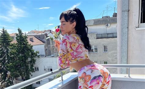 Aleksandra Subotić pokazala zmijsko telo u seksi bikiniju FOTO Vesti online