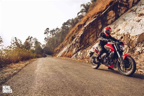 Bajaj Dominar 250 Introducing The Baby Dominar Team Nepal Drives