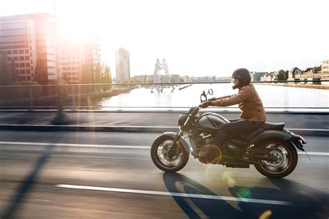 Motorrad Vergleich Kawasaki Vulcan S 2021 Vs Royal Enfield Meteor 350