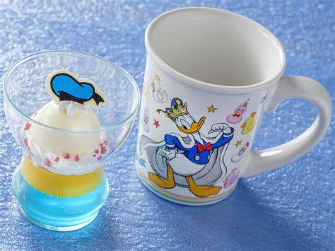 ドナルドのスーベニアカップ付き！東京ディズニーランド“ディズニー・パルパルーザ”｢ドナルドのクワッキー・ダックダックダックシティ｣ブルー