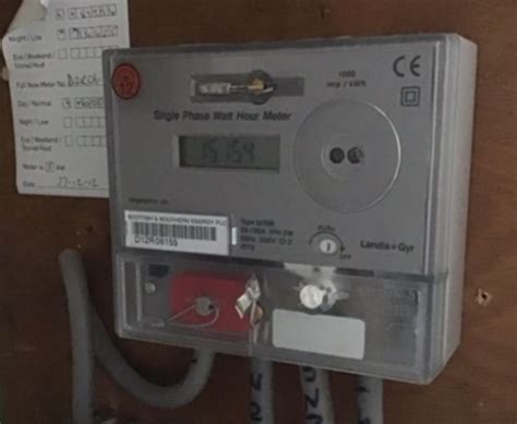 Is This Meter Fitted With An Internal Isolator Wiring And The