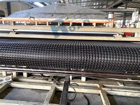 Biaxial Geogrid Geomalla Earthing Product For Road Soil Stabilizer 20kn