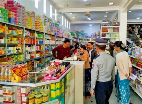 မင်းလှမြို့နယ်၌ စားသောက်ကုန်များ၊ ဆေးဆိုင်များနှင့် အလှကုန်ဆိုင်များအား