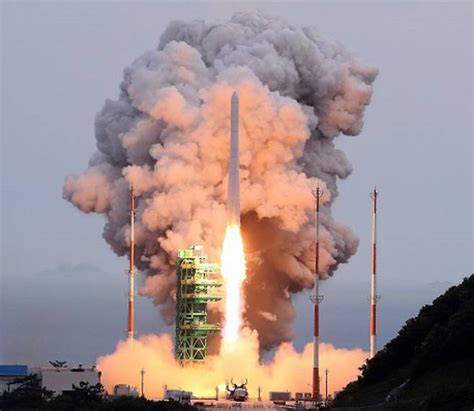 누리호 다음은 ‘재사용 발사체… 2032년까지 핵심기술 확보 관건