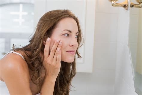 What Causes Blind Pimples And How To Get Rid Of Them NewBeauty