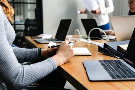 precarización laboral archivos Razón Pública