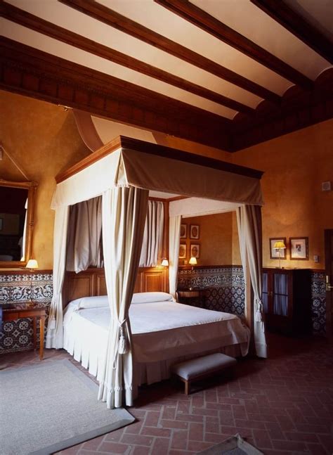 Palacio del Papa Luna Hospederías de Aragón