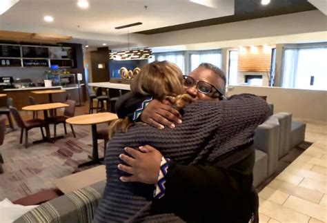 1980 Pen Pals Meet Each Other For The First Time Bored Panda