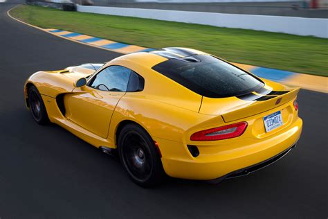 Fotos Dodge Viper Srt Cupe 2012
