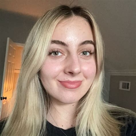 Noelle⭐️ Noellemitchell • Threads Say More