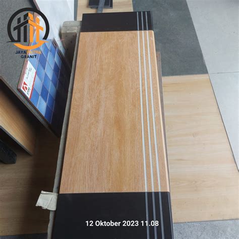 Jual Keramik Tangga Motif Kayu 30x80 30x90 Granit Tangga Custom Ukuran
