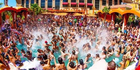 Las Vegas Strip 3 Stop Pool Party Crawl With Party Bus Getyourguide