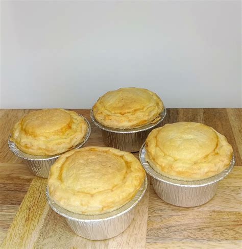 Buffet Chicken Curry Pies Brownings The Bakers
