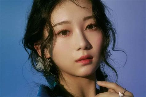 Perfil De Kaede Triples ¡datos Actualizados Cantantes De Kpop
