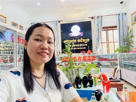 ផ្ទះបៃតង 🧐 ជំងឺធ្លាក់ទឹកចិត្តច្រើនមានរោគសញ្ញាសំខាន់ៗរួមមាន៖ 👉មានអារម្មណ៍សោកសៅ 👉លែងចង់ធ្វើអ្វី