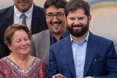 Senador Latorre participa en inauguración del Hospital San José de