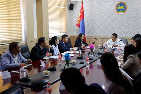 ХАЛАМЖААС ХӨДӨЛМӨРТ ШИЛЖИХ Энх Амгалан Лувсанцэрэн Facebook