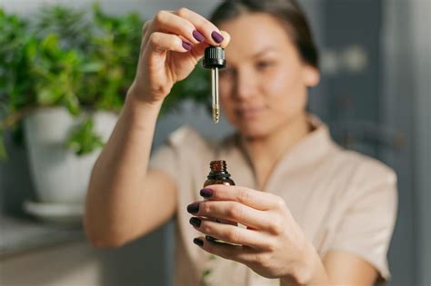 पीठ के मुंहासे को दूर करने के लिए अपनाएं ये तरीके How To Get Rid Of