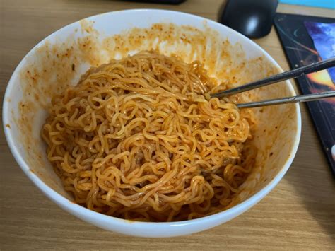 어제 먹은 팔도비빔면