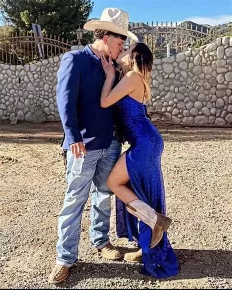 Los 50 Mejores Trajes De Graduación Para Parejas En 2023 Red17