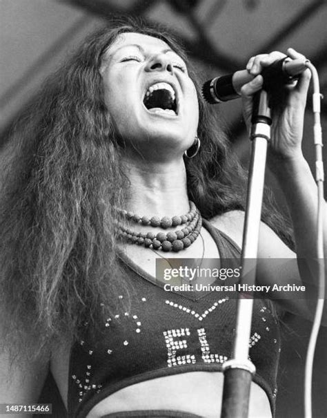 Joe Brooks Singer Photos And Premium High Res Pictures Getty Images