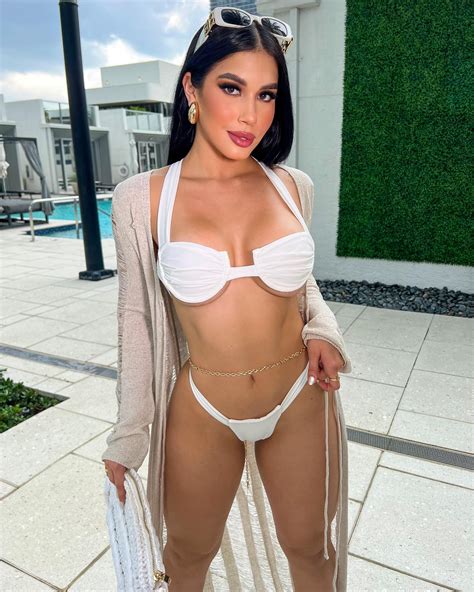 Roxy V Is The Instagram Of The Day 45