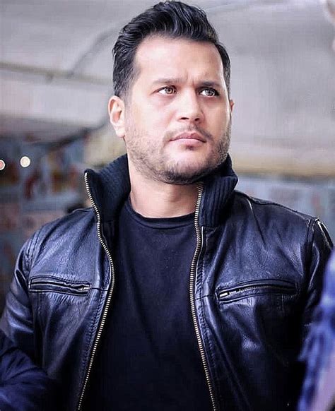 سیاوش‌خیرابی با تیپ جدید عکس