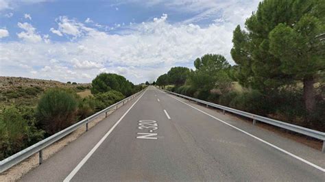 El Choque Entre Un Camión Y Un Turismo Deja A Un Hombre Y A Su Hija