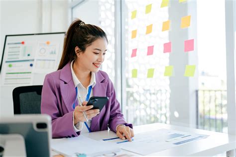 9 Graphic Design Examples To Inspire You And Academy