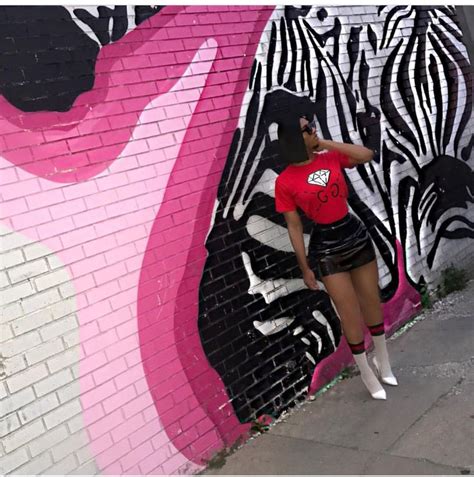 Pin On Lady In Thee Streets Classy Going Out Outfits Types Of