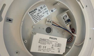 Review Philips Hue Adore Badkamerlamp De Mooiste Van Het Land Fwd