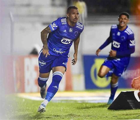 Ponte Preta 1 x 4 Cruzeiro veja as fotos do jogo pela Série B