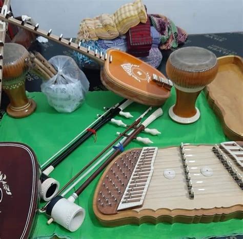 ហាងសាចា ហាងសាចា លក់ឧបករណ៍តន្ត្រីបុរាណខ្មែរ