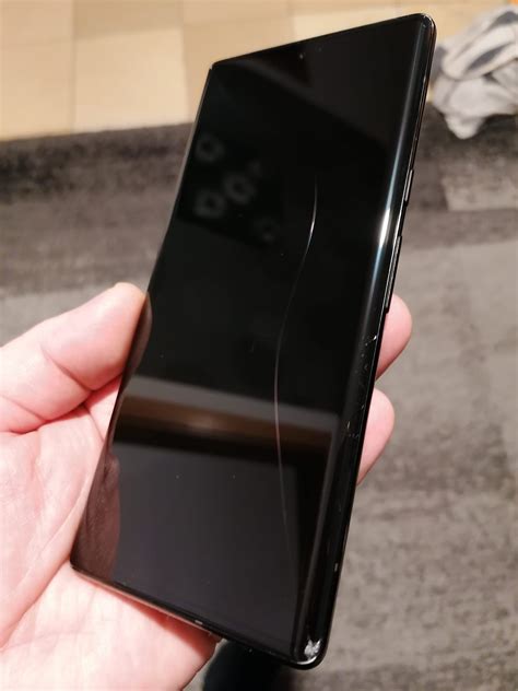 Question Google Pixel Pro Spontaneous Screen Cracks Xda Forums