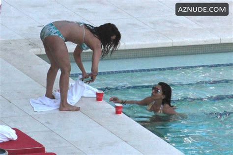 Priyanka Chopra Sexy Trip Onvacation In Miami Aznude