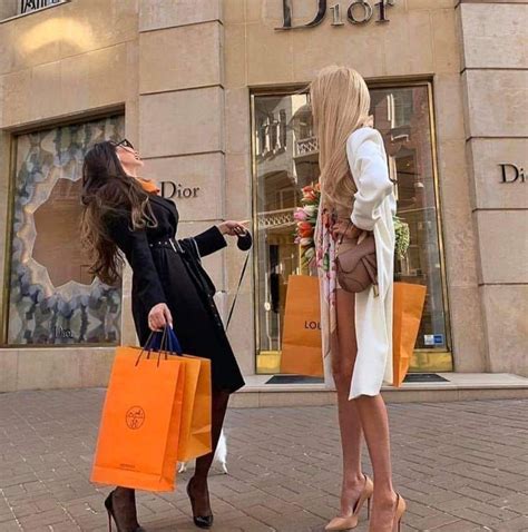 Fashion World მოდის სამყარო Kutaisi
