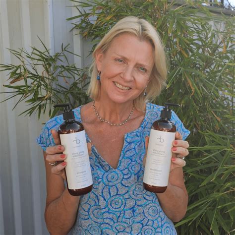 Gentle And Hydrating Natural Hair Shampoo And Conditioner Reluminate Beauty