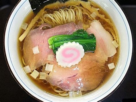 『羅臼昆布と鮭節の中華そば』中華そば 四つ葉のレビュー ラーメンデータベース