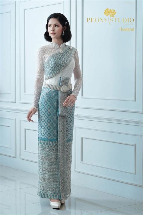 Thai Siwalai Dress ชุดไทยศิวาลัย Thailand 🇹🇭 ในปี 2024 แฟชั่นไทย ชุด ชุดเดรส