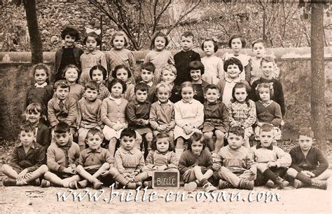 Photo De Classe En 1980 Bielle En Vallée Dossau