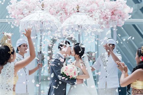 怎么查一个人是否结婚或者离婚，查询方法 多读网